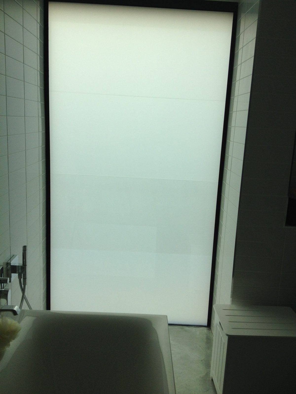 8 Essential Bathroom Design Ideas | Intelligent Glass